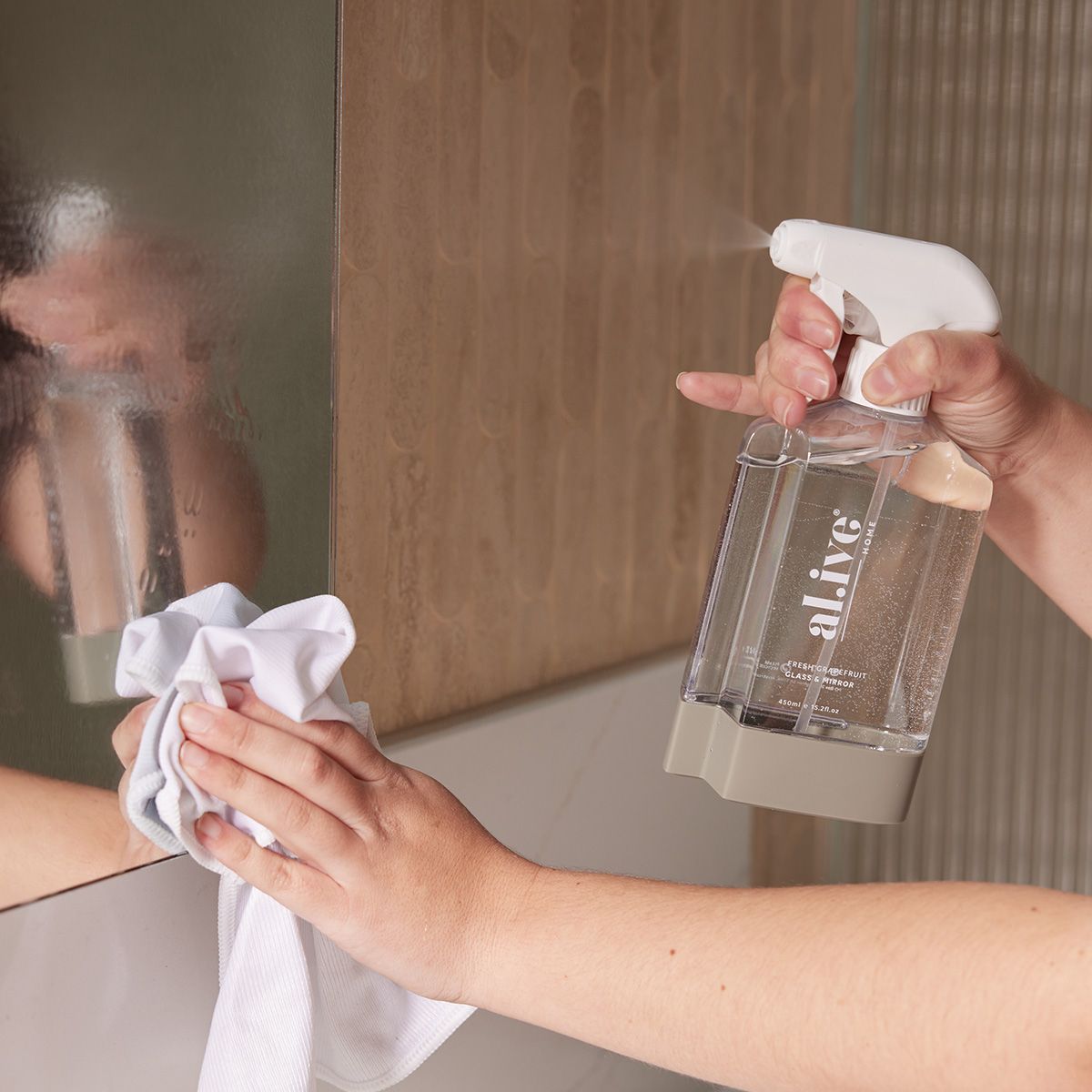 Glass & Mirror Cleaning Kit – This N That Gilgandra